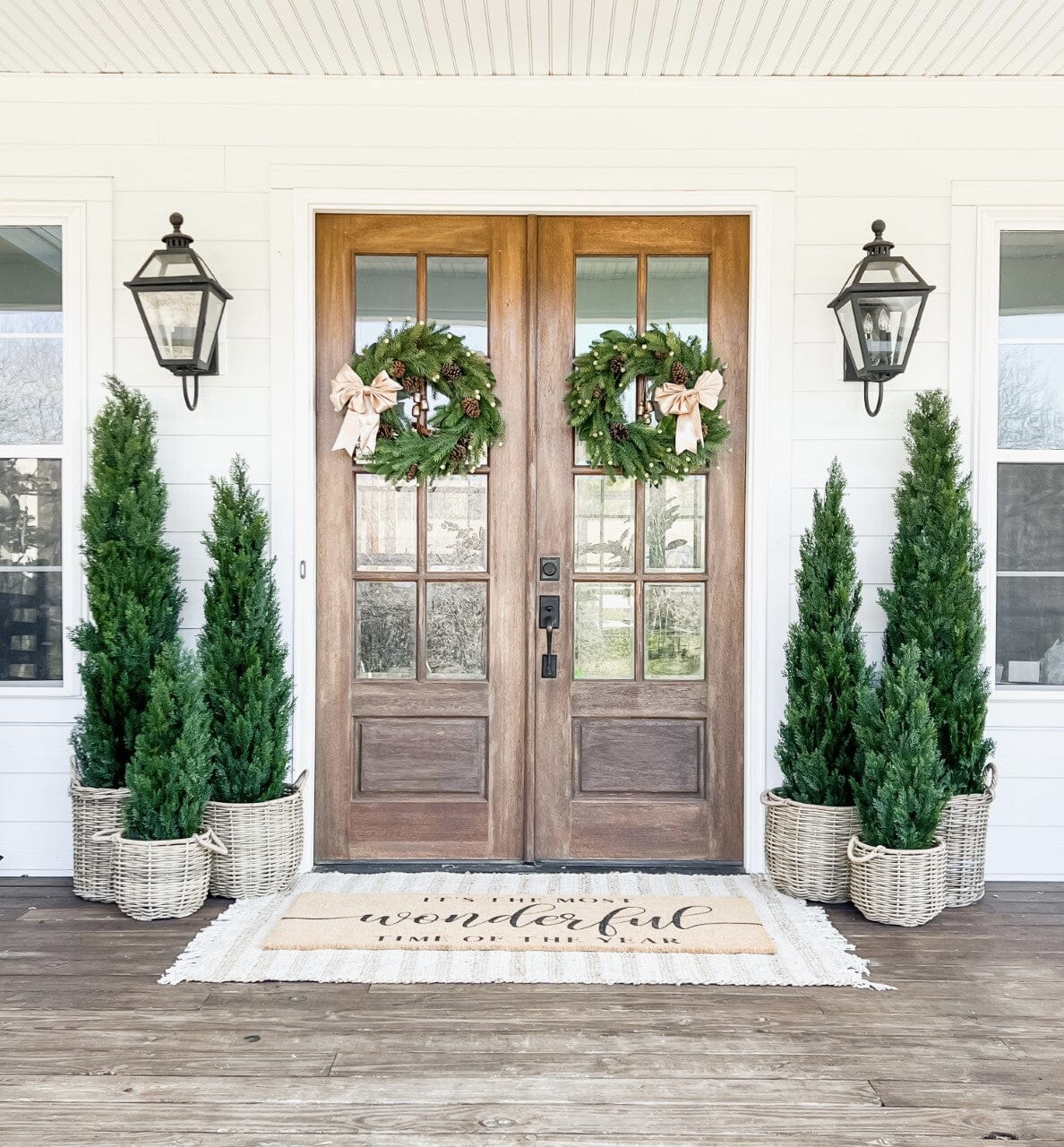 Christmas in July Style Guide: Festive Decorating Tips for a Midsummer ...