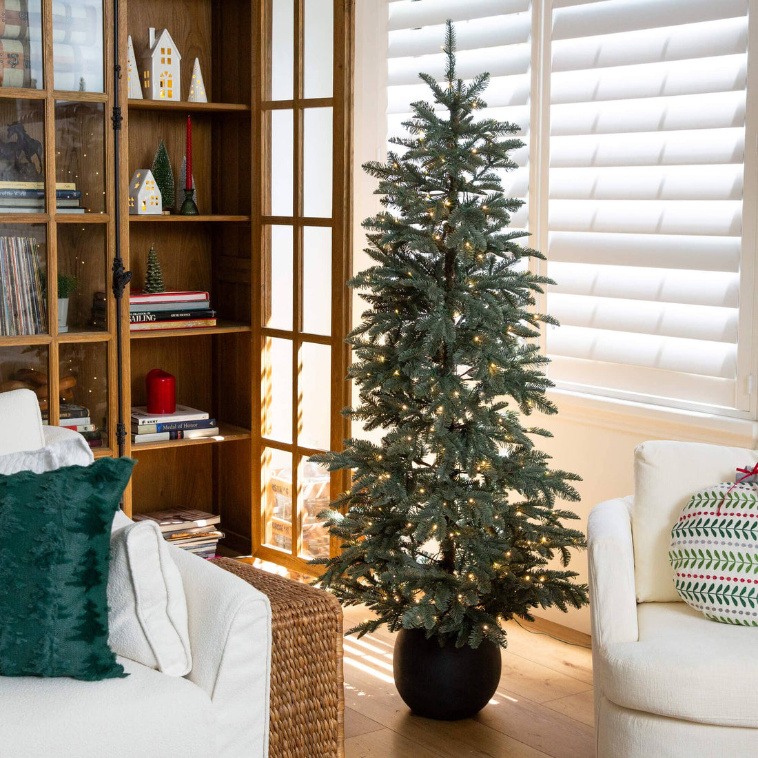 6' Pre-Lit Artificial Pine Christmas Tree in Round Black Decorative Pl ...