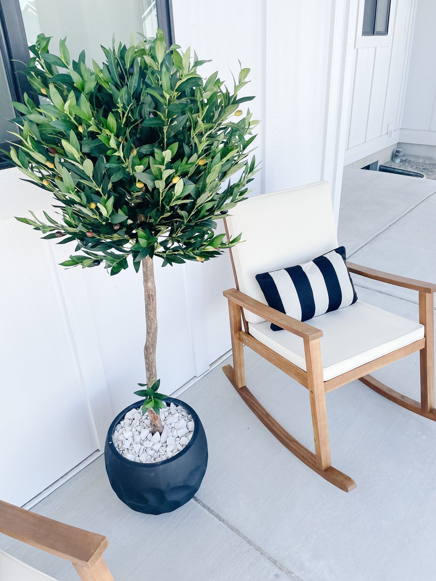 5.5’ Olive Topiary Artificial Tree UV Resistant (Indoor/Outdoor ...